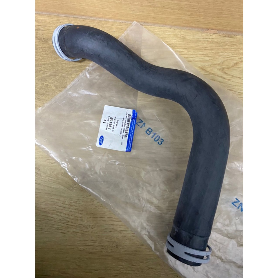 RADIATOR HOSE UPPER / TOP GENUINE PART (ORIGINAL) [AB39-8B-274AC] FORD ...