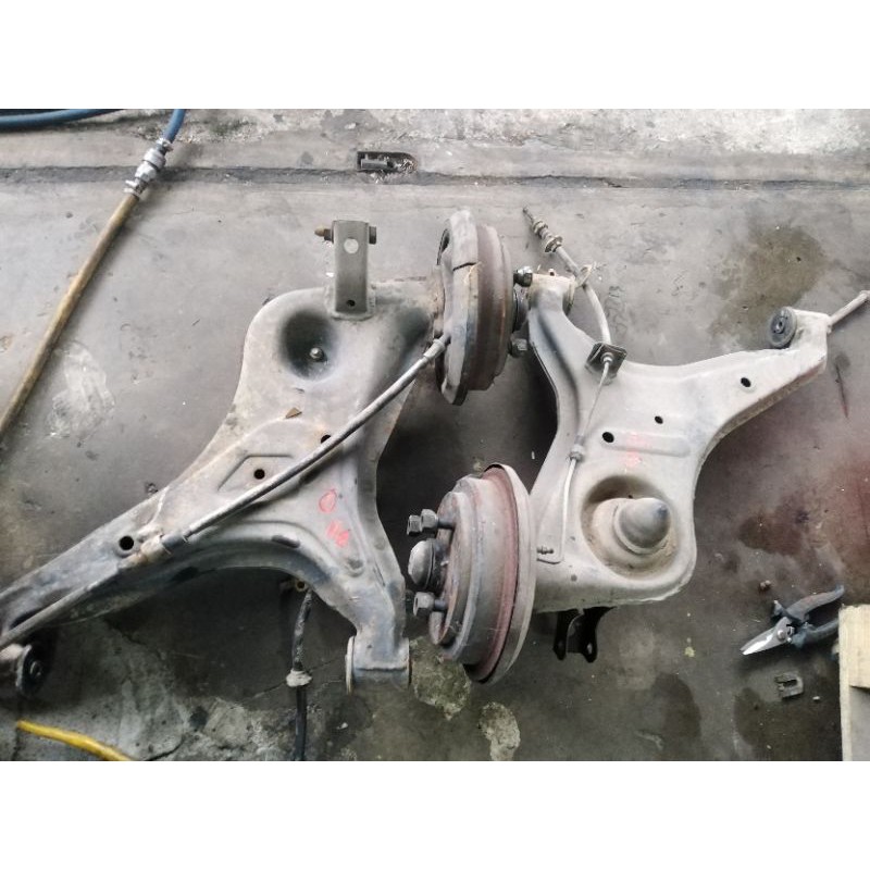 Nissan sunny 130y b11 rear lower arm belakang kiri kanan | Shopee Malaysia