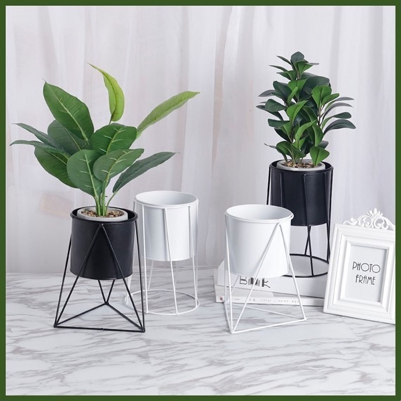 Iron Art Flower Pot Stand Pasu Kaki Segi Tiga Home Decor Plant Stand ...
