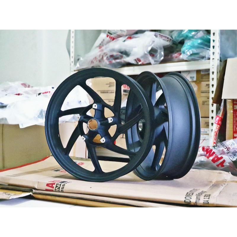 Original Yamaha R25 v1/v2 Chemco Lightweight Rim Matte Black | Shopee ...