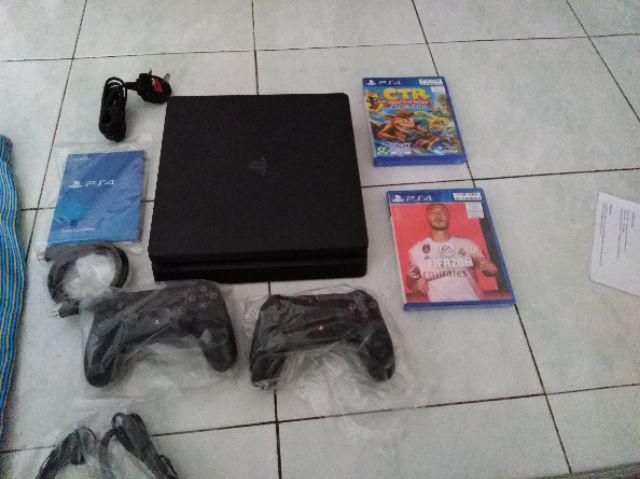 [Promotion] PS4 Party Bundle / PlayStation 4 Slim Party Bundle 500 GB ...