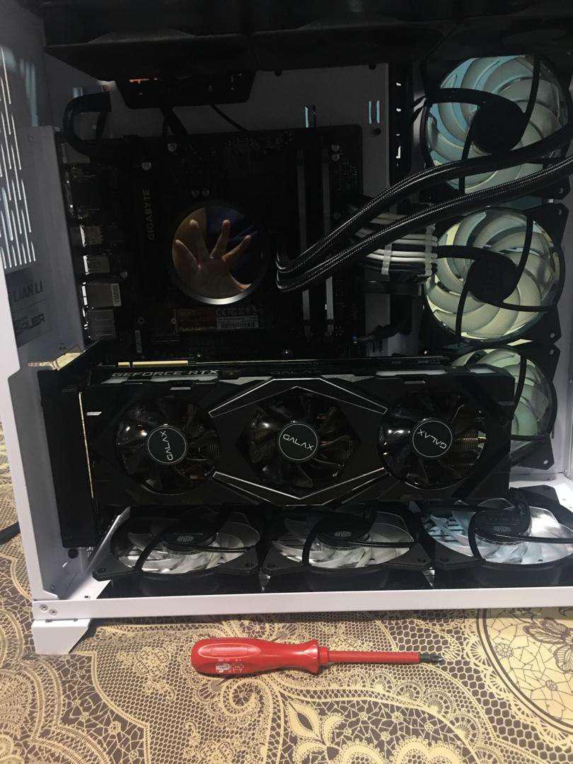 Cooler Master Universal Vertical GPU Holder Kit V2 with Riser Cable ...