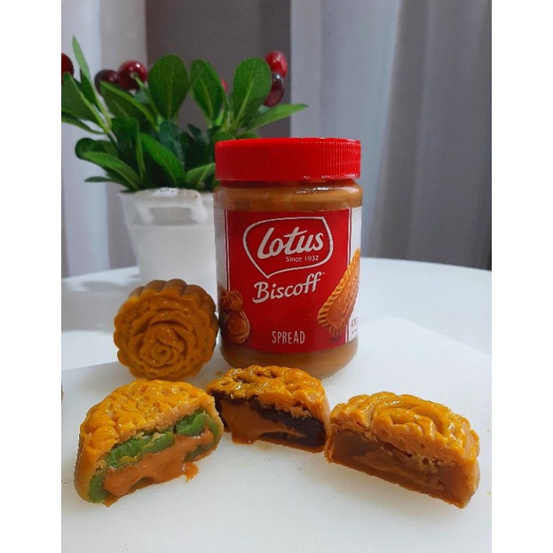 BISCOFF Mini Mooncake Kuih Bulan *HALAL BY MUSLIMS* | Shopee Malaysia