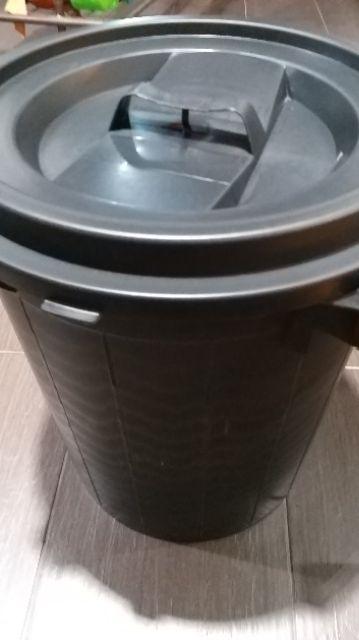 Best Quality Black Rubbish Bin 12Gallon /Tong Sampah Hitam 12 Gallon ...