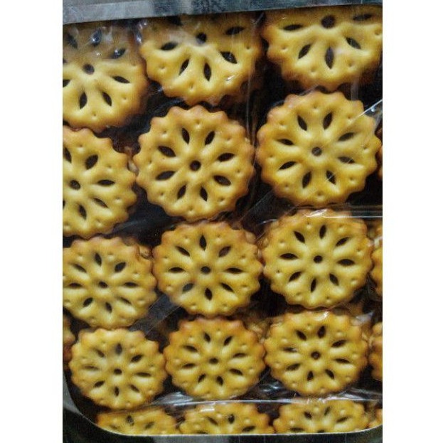 (ready stock) 1kg big golden pineapple jam biscuits/biskut jem nenas ...