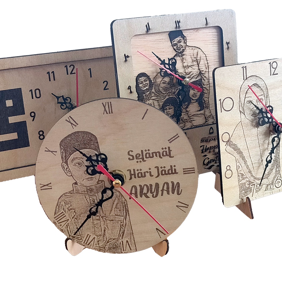 Jam Meja Laser Kayu Laser Wood Clock Jam Meja Cenderahati Souvenir Jam ...