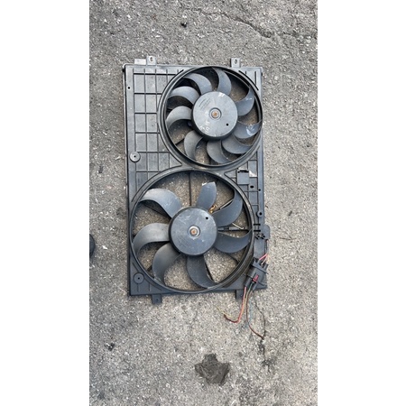 Volkswagen golf mk6 radiator fan original | Shopee Malaysia