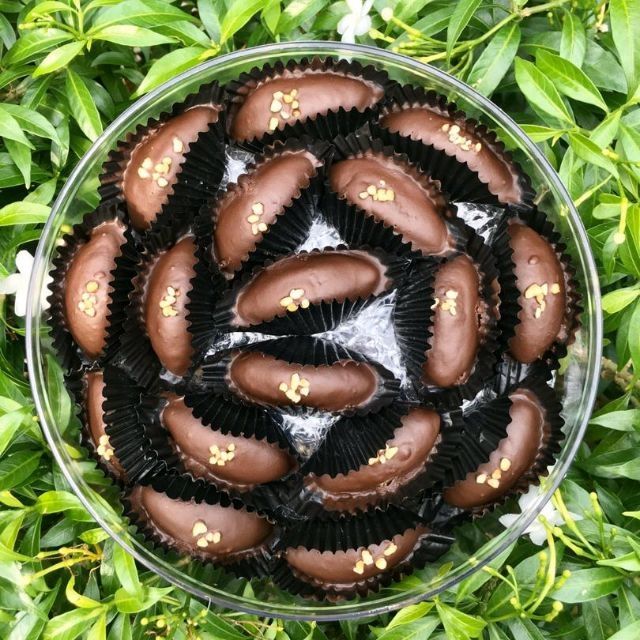 BISKUT RAYA / KUIH RAYA PREMIUM ALMOND LONDON HOMEMADE (45PCS) | Shopee ...