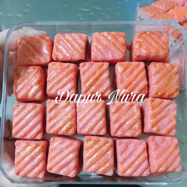 Strawberry Cube Tart | Shopee Malaysia
