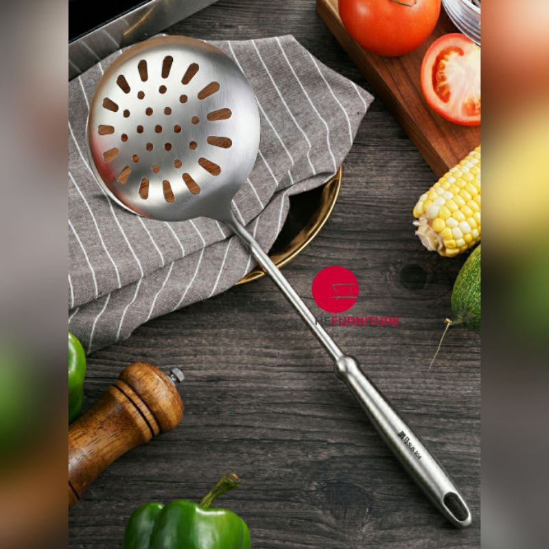 Stainless Steel Kitchen Utensil Oil Filter / Food Colander /Ladle ...