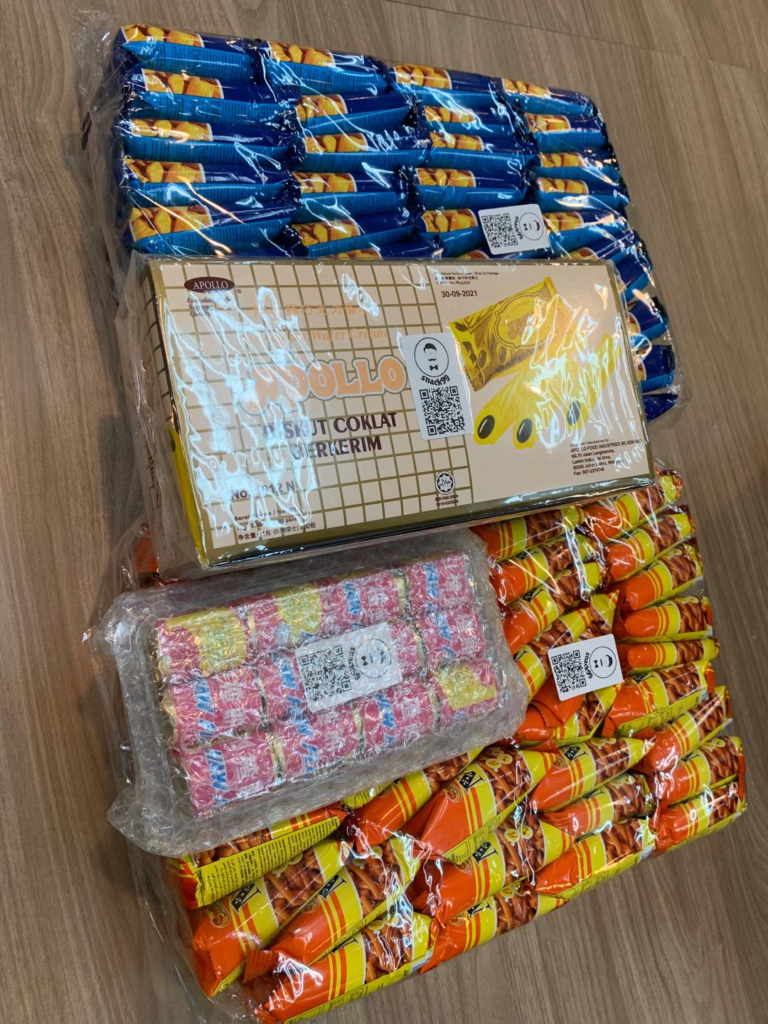 Apollo Chocolate Wafer Cream Sticks 1012N Biskut Coklat Berkerim (11g x ...