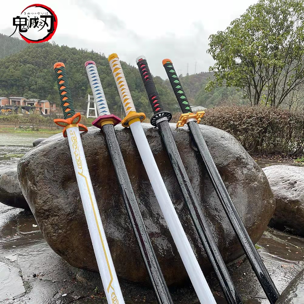(Local) Demon Slayer Sword Toy 104cm Wooden Tanjiro Giyu Zenitsu ...