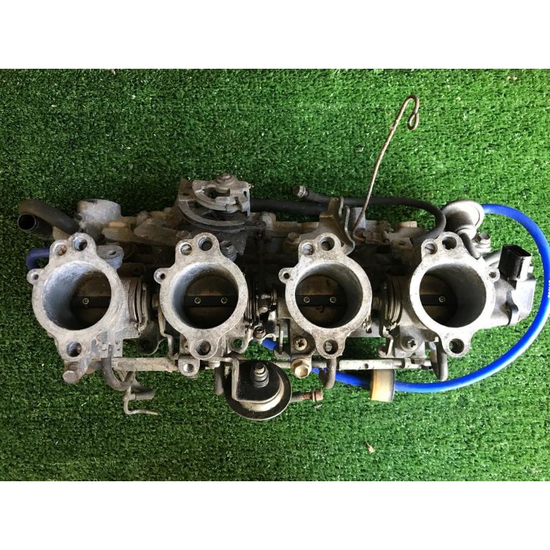 Intake 4 throttle manifold , silver top 4AGE 2.0 engine. Used condition ...