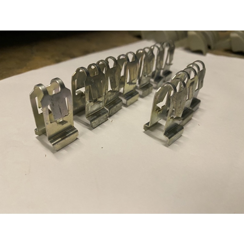 TOYOTA WISH LEJEN ZNE10/ANE11 CLIP BESI HANDLE BUMBUNG | Shopee Malaysia