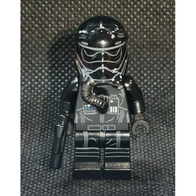 LEGO MINIFIGURE sw0902 Star Wars First Order TIE Pilot Three White ...