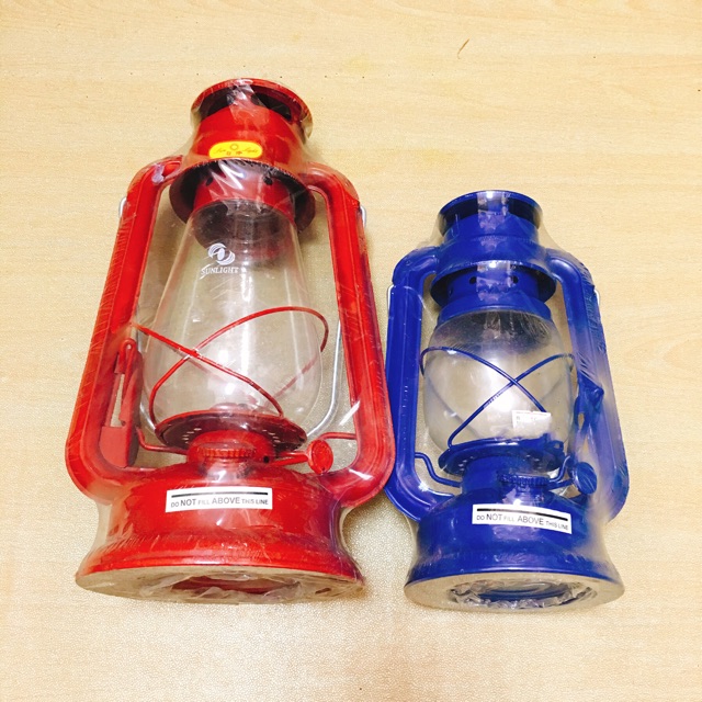 Lampu Pelita Minyak Tanah Tradisional / Lamp (random color & design ...
