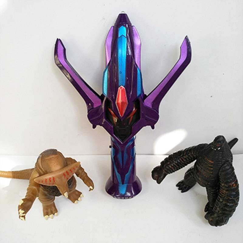 Ultraman zero ultraman toy Galaxy Altman turned into a toy dark blossom ...