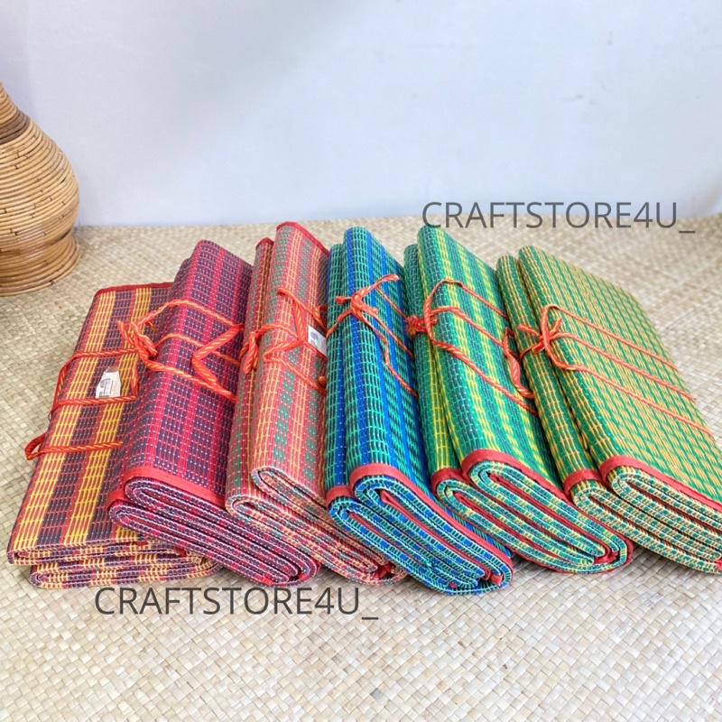 TIKAR PLASTIK MURAH//TIKAR SEMBAHYANG//TIKAR PICNIC!! | Shopee Malaysia