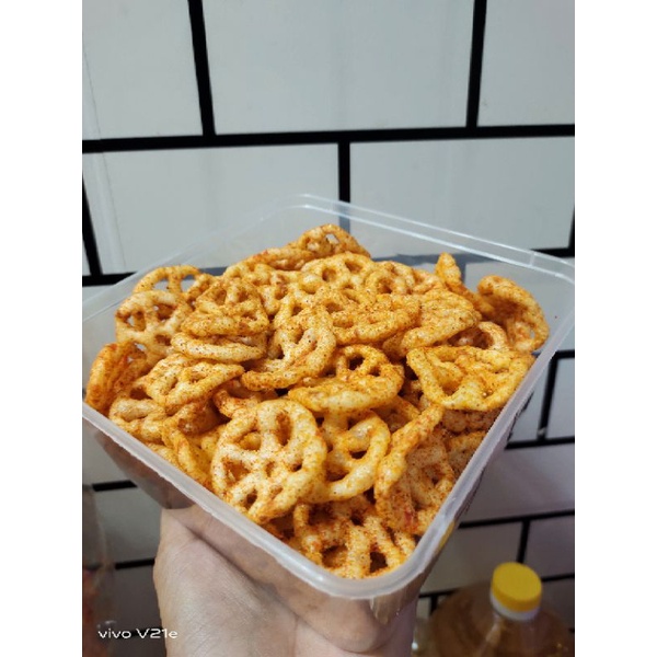 NEW PRODUCT Keropok Roda Kari Sedap Murah | Shopee Malaysia