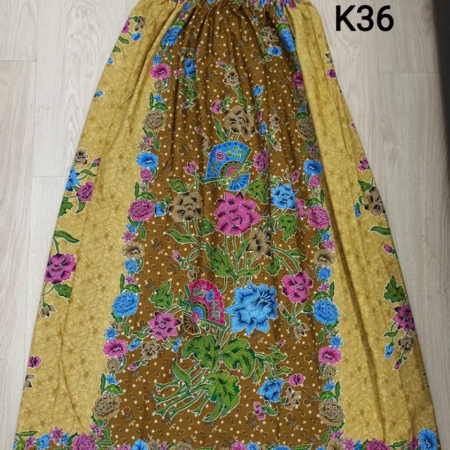 Kain Batik Sarong (纱笼) | Shopee Malaysia