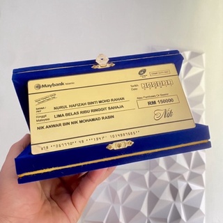 Replica Cek Hantaran Kotak Baldu Perkahwinan Acrylic Engrave | mock up ...