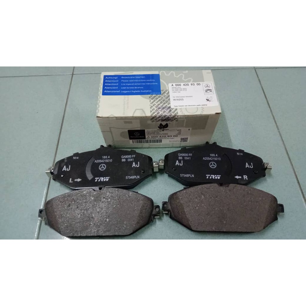 0004209300 BRAKE PAD FRONT MERCEDES W205 C250 C300 W213 E200 E250 W253 ...