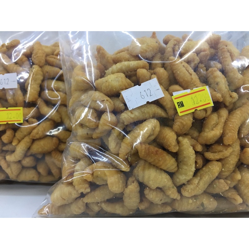 Kuih siput kerepek, asam masin, jeruk, biskut tin, kacang, snack ...