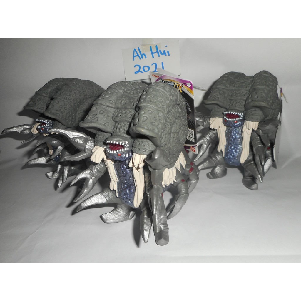 PRIHATIN PROMOTIONAL ITEM 100% ORIGINAL BANDAI Ultra Monster Series DX ...