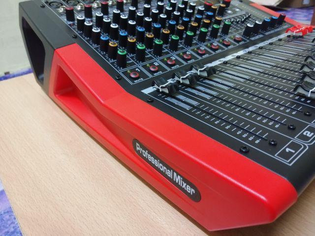 BLACK SPIDER 8 Channel Power Mixer With USB Player & Bluetooth ( 650W x ...