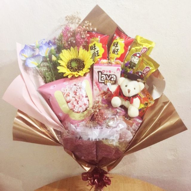 Snack bouquet (DIY, customise, high quality) | Shopee Malaysia