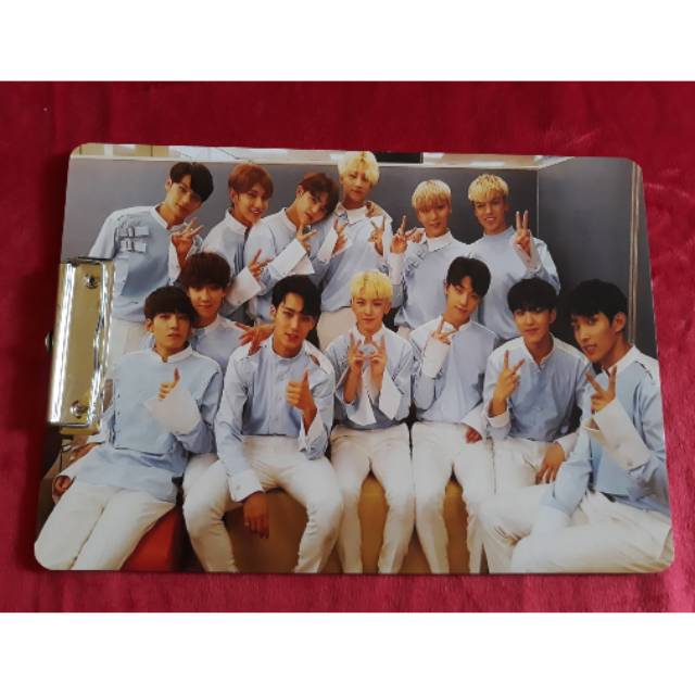 Seventeen kpop board / clipboard | papan ujian /clipboard kpop ...
