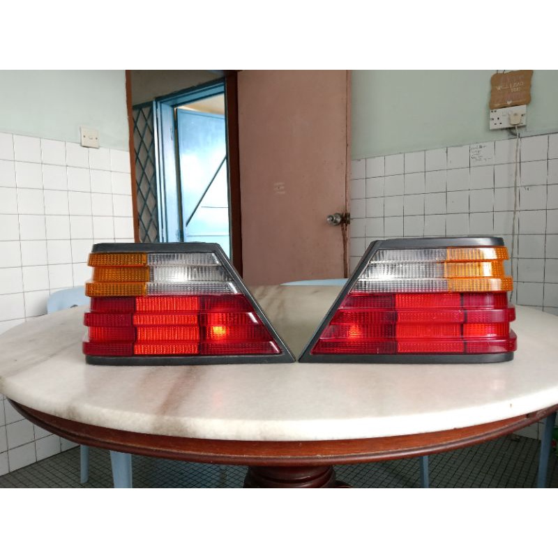 Mercedes-Benz W124 HELLA Original Tail Lamp/Tail Light 1 Set Mercedes ...