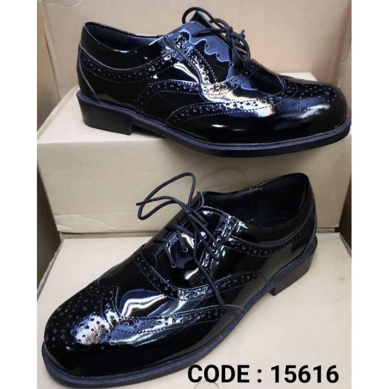 Kasut kerja kulit pegawai kanan lelaki johnson customade brogue ...
