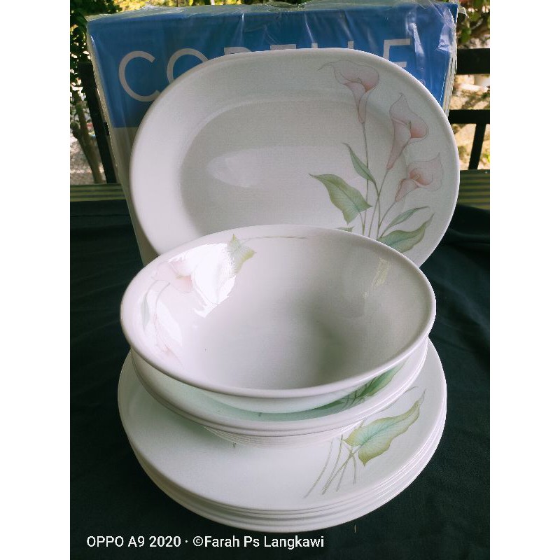 Corelle Classic 16pcs Dinner Set Livingware Dinner Serve Set Lilyville ...