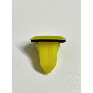 toyota vios camry altis end panel grommet clip 52188-33040 | Shopee ...