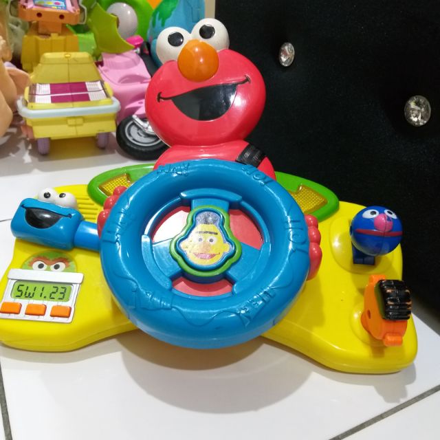 Sesame Street Elmo Driving By Mattel | Shopee Malaysia