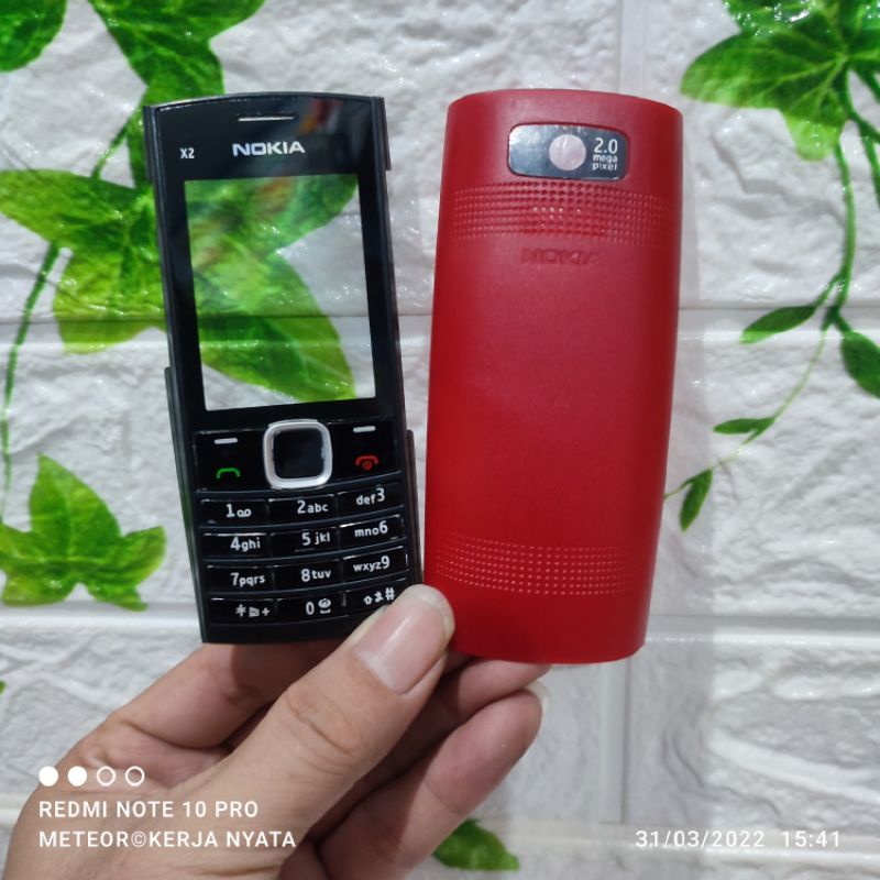 Nokia X2 02
