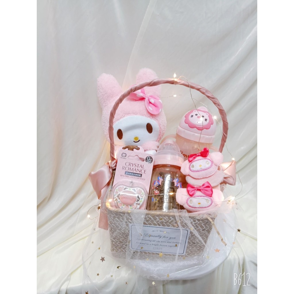 Full Moon Baby Girl Hamper / Baby Gift / Baby Present Basket | Shopee ...