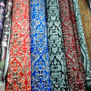 Kain meter rm20/mtr...corak pua kumbu sarawak | Shopee Malaysia