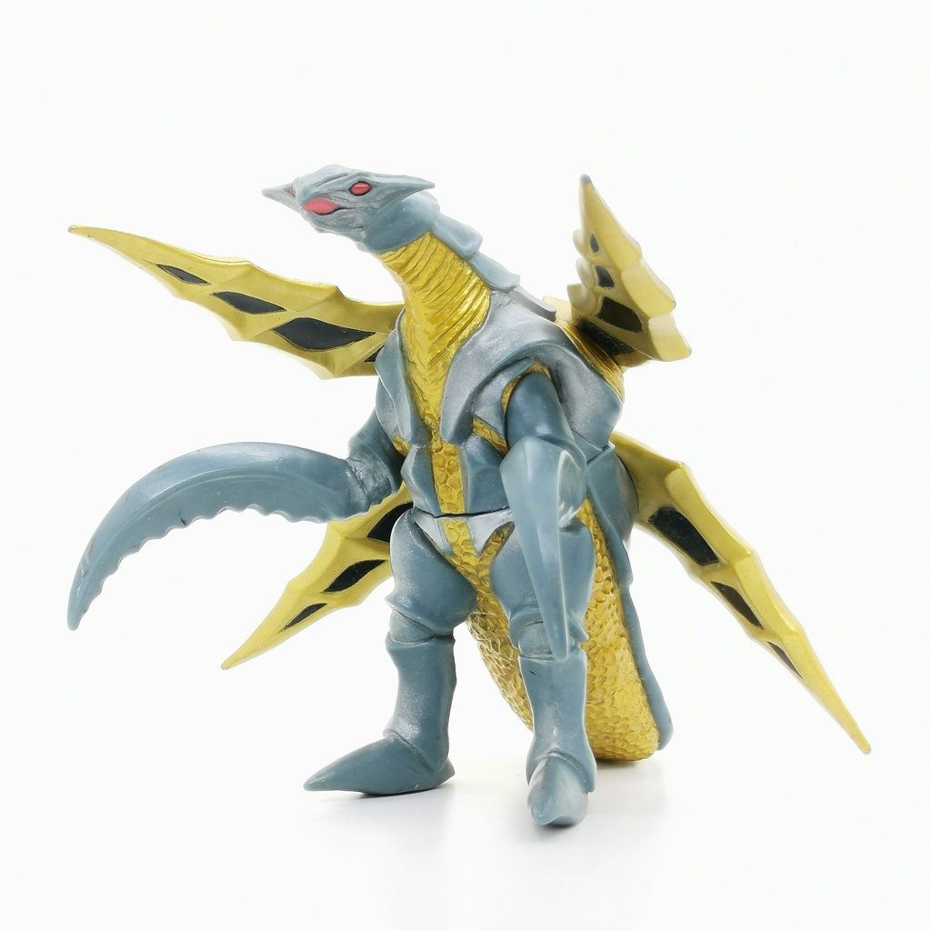 Pre Owned 1998 Bandai UMS Bajiris Ultraman Kaiju Alien Ultra Monster ...