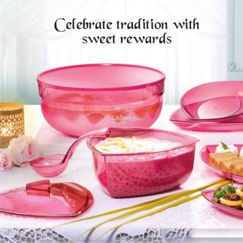 [CLEAR STOCK ]Tupperware Roza Triangular Server with Ladle 2.2L (1 ...