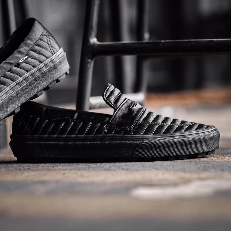 Vans Style 53 Opening Ceremony Slip On Sneaker Puffer Quilter | Shopee ...