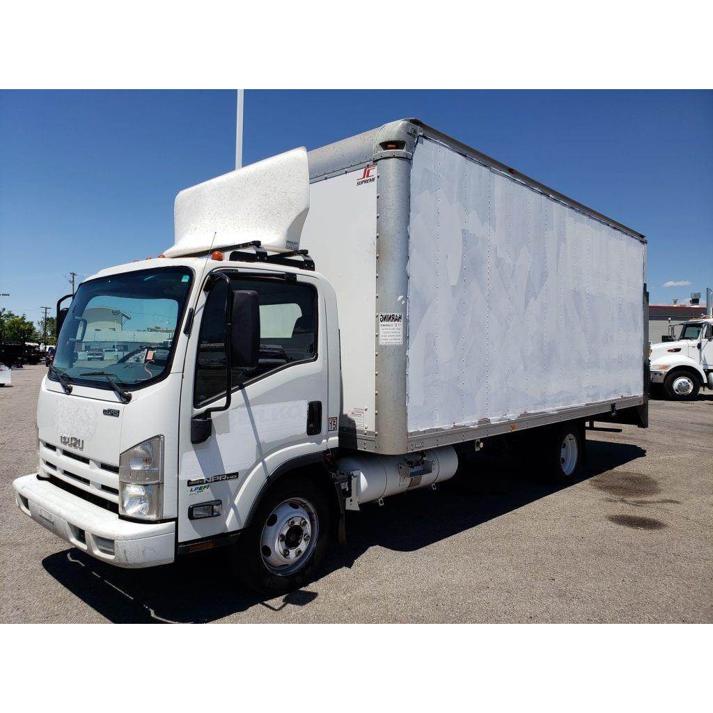 Isuzu NPR Wiper Nozzle (1 Pc) | PGMall