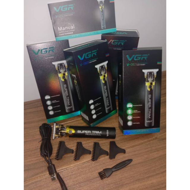 VGR-082 Zero Adjustable Professional Rechargeable Hair trimmer Japan ...
