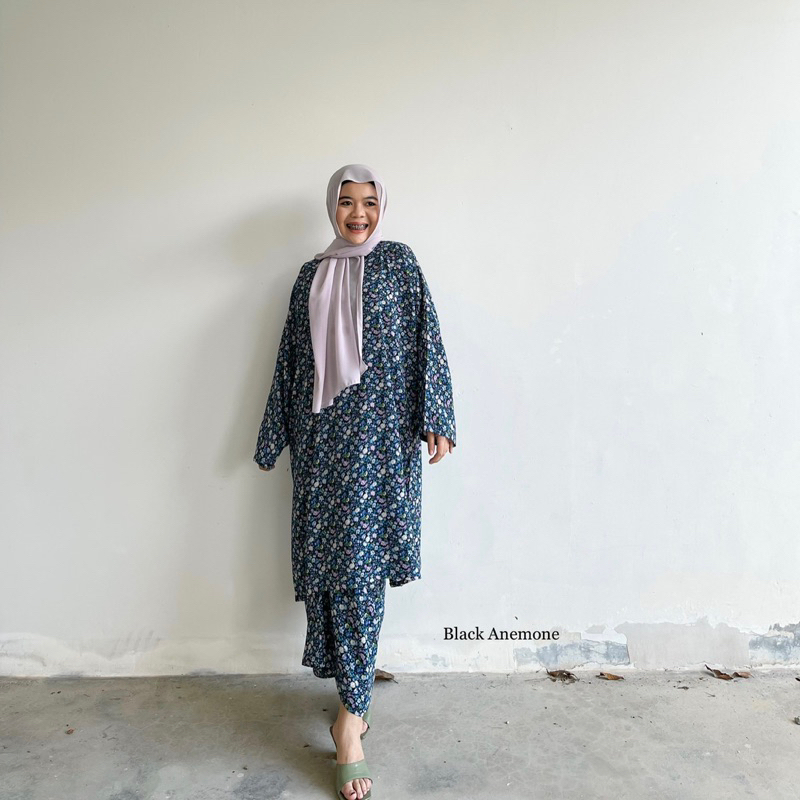 [ Bunga ] Baju Kurung Loose with pario | Baju Kurung Baggy | Shopee ...