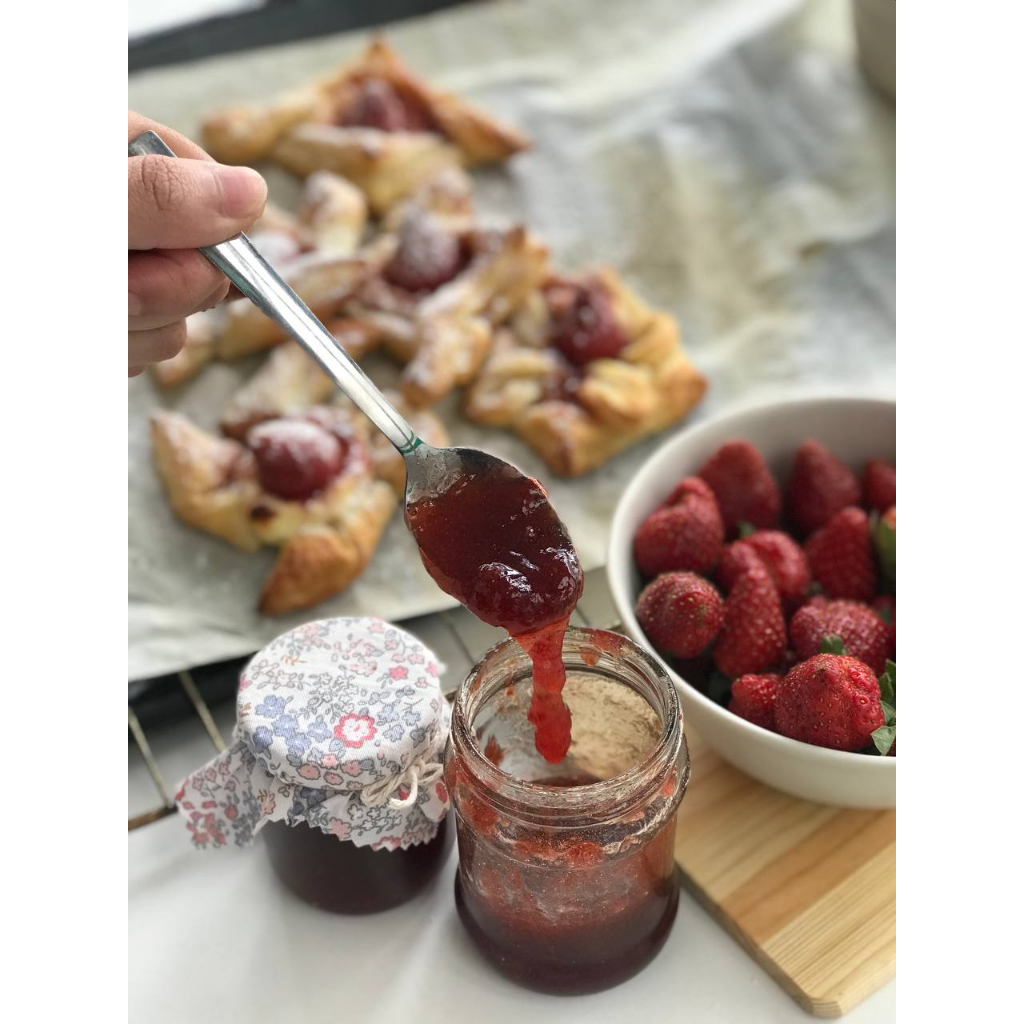 Cameron Highlands Homemade Strawberry Jam (600ml) by Maria's Strawberry ...