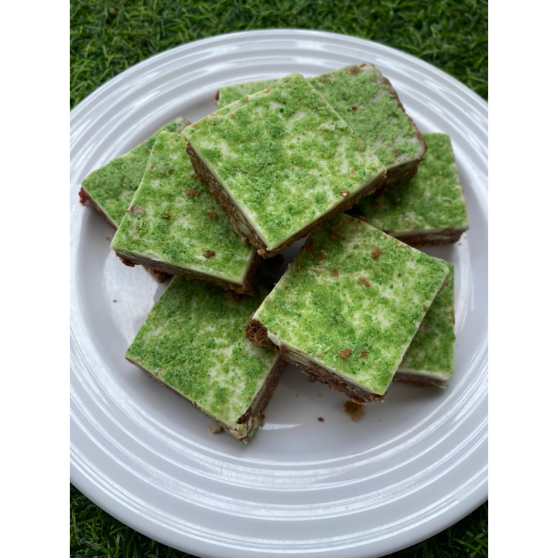 Protein bar snacking sihat(only white choc green pees) | Shopee Malaysia