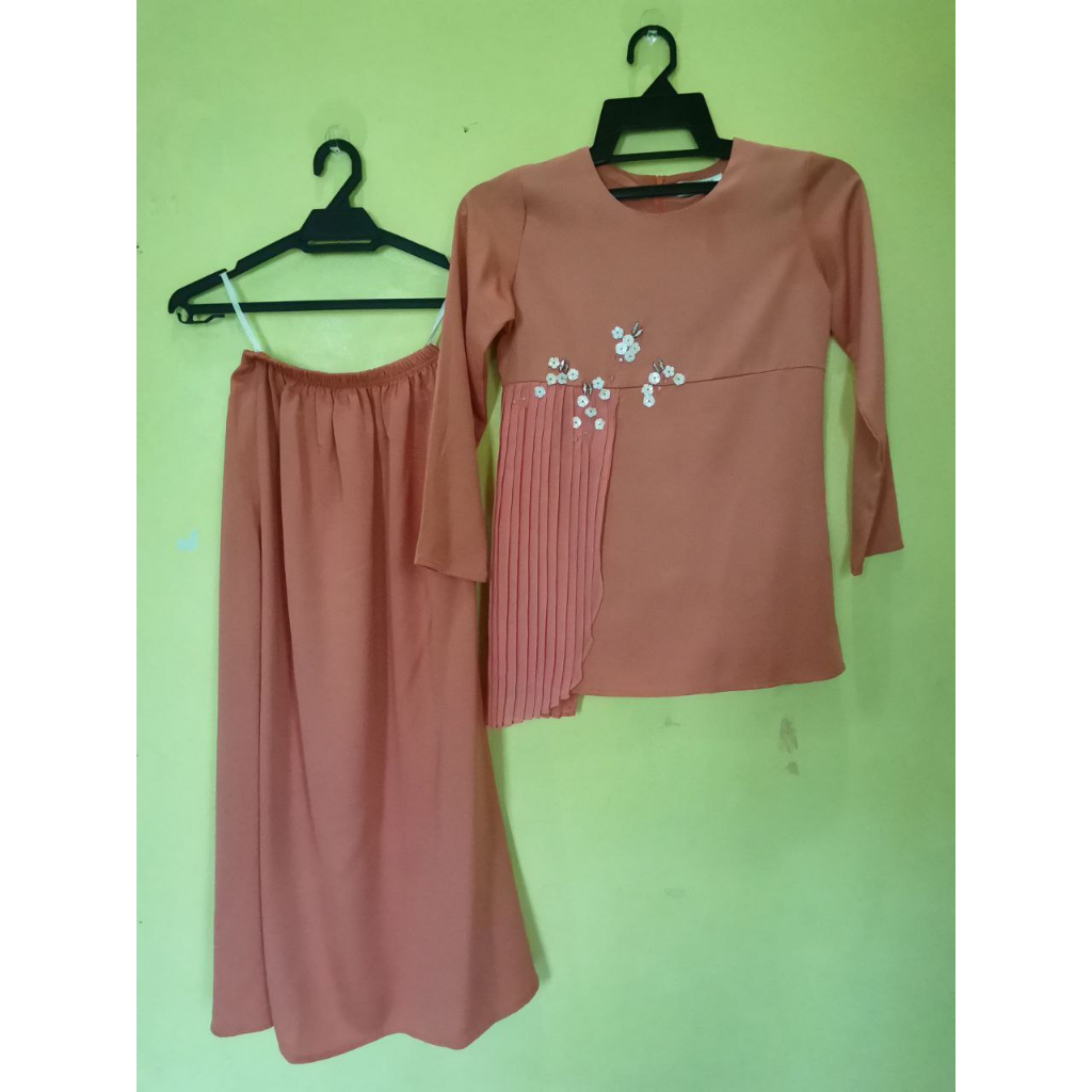 Preloved Jakel Lara Alana Baju Kurung Moden Dress Kanak Kanak Baju Raya ...