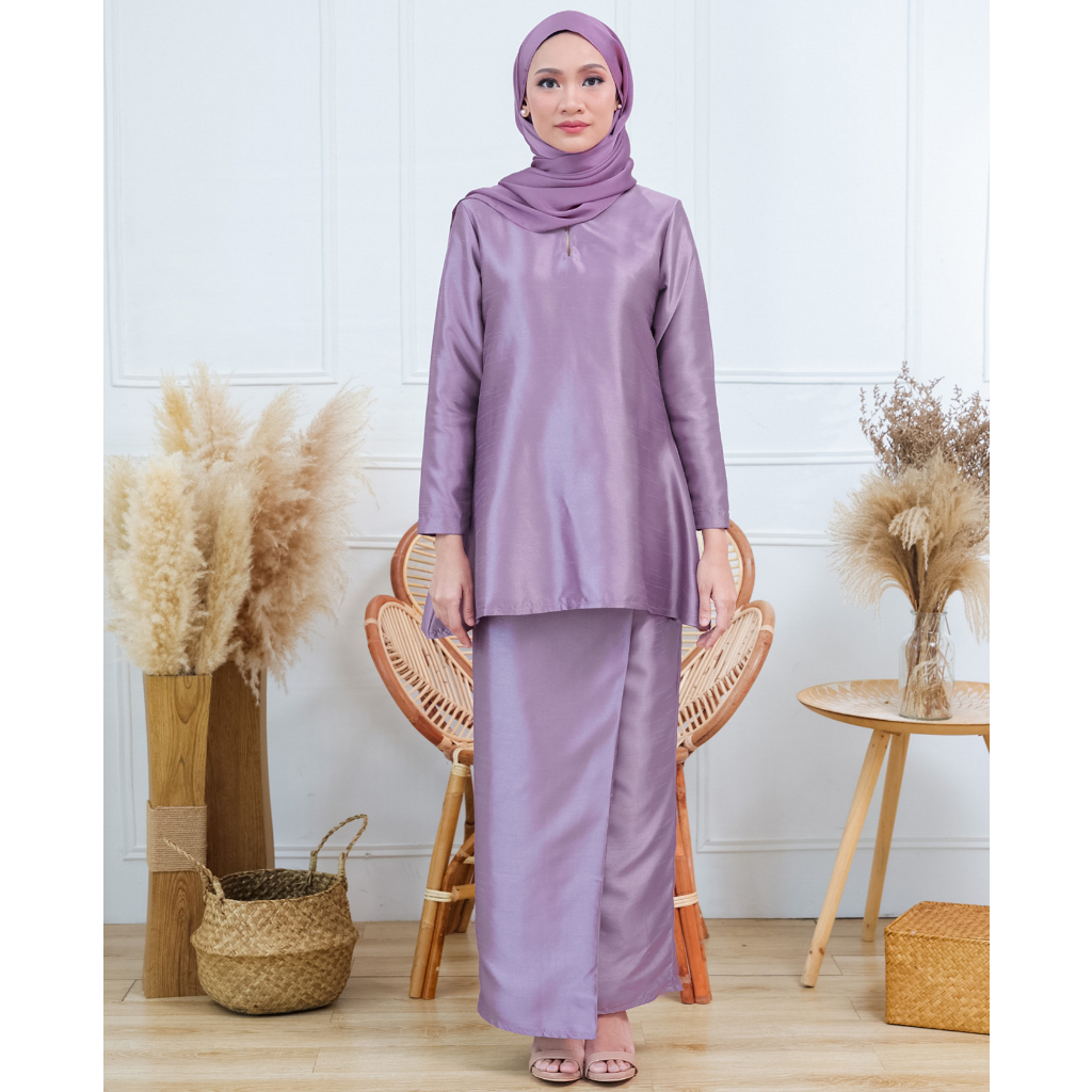 Tun Teja Kurung [OPERA MAUVE] - Kurung Mini Riau, Wudhu Friendly ...
