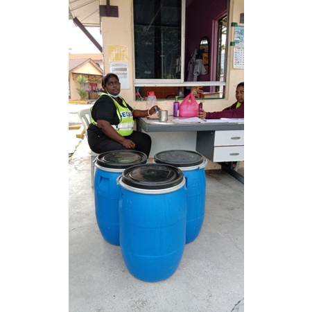 Tong biru. Terpakai 40 liter | Shopee Malaysia